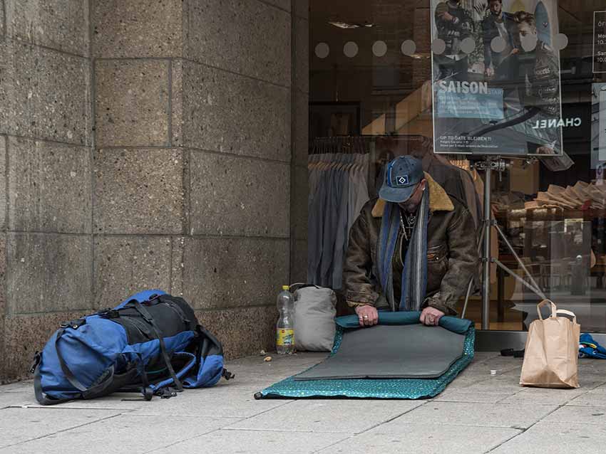 Obdachlose in Hamburg: „So räume ich meine Platte auf“ – Hinz&Kunzt