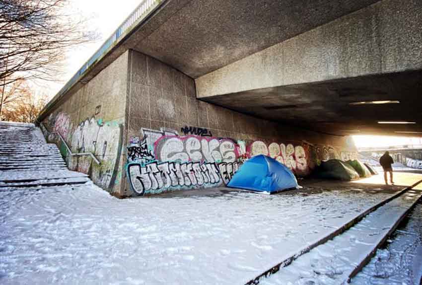 Obdachlose: Hamburg eröffnet Notunterkunft mit 35 Einzelzimmern – Hinz&Kunzt